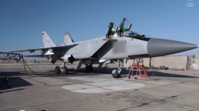 Russia releases video of MIG-31 fighter jet patrolling over eastern Ukraine | Politics