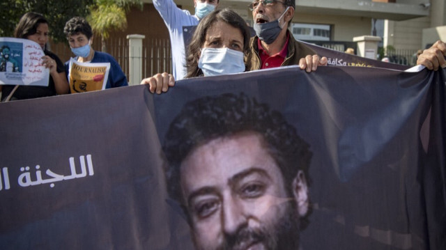 Maroc La Justice Maintient En Prison Les Journalistes Omar Radi Et