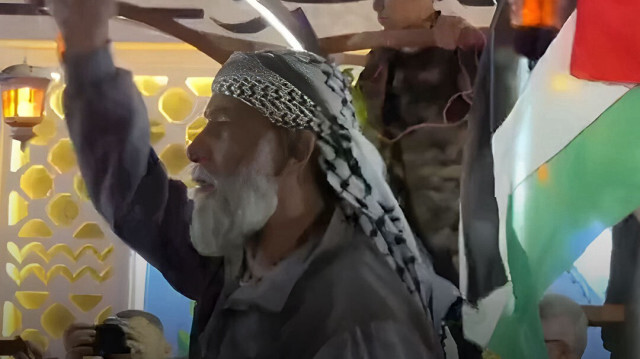 أهالي إدلب السورية يساندون غزة الشرق الأوسط