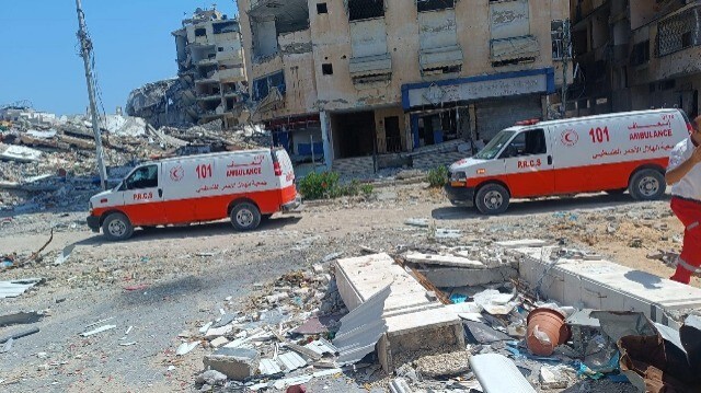 الهلال الأحمر الفلسطيني يعلن إخلاء مقره الإداري بمواصي خانيونس الشرق